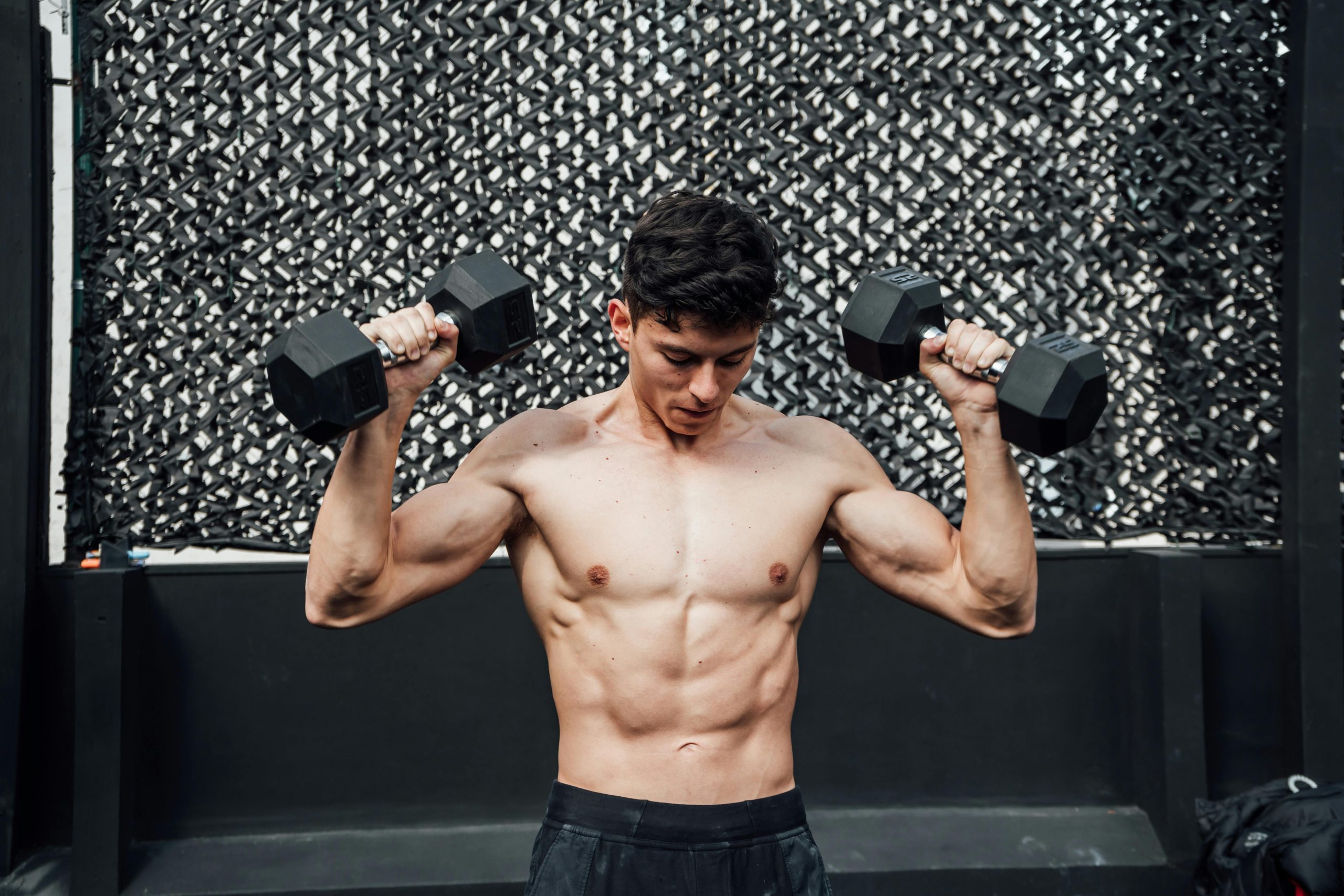 How to Lose Fat Without Losing Muscle for Men - Brothers on Sports